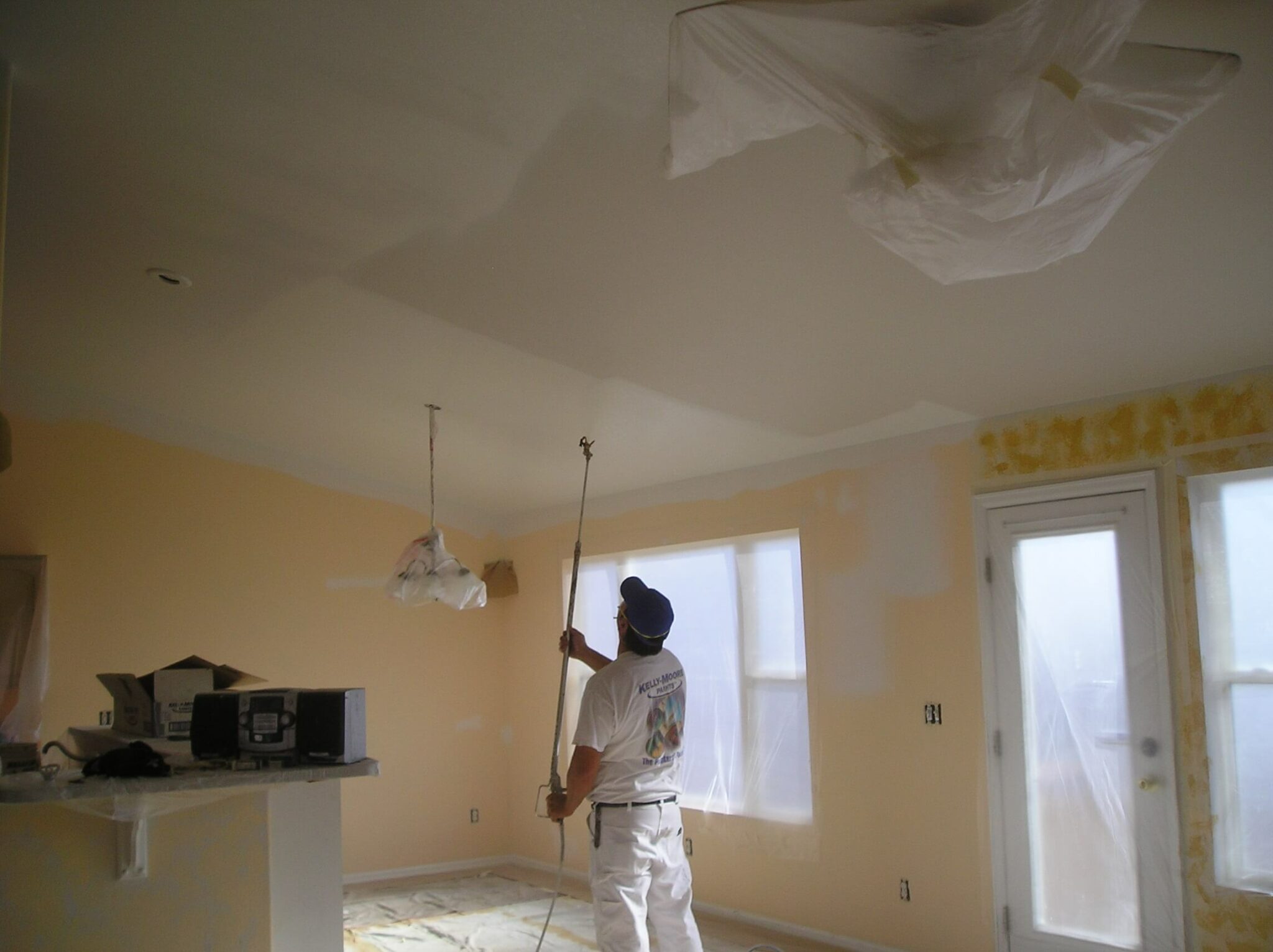Ceiling Painting: A Fresh Start for Your Room